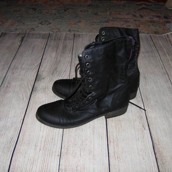 BONGO | Shoes | Bongo Black Zip Back Combat Boots 9 | Poshmark